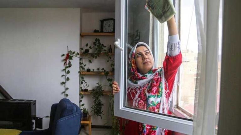 Discover Iranian Traditions: Culture, Customs, and Heritage